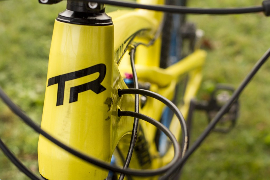 Bike Check – Alex McAndrew’s carbon Transition Covert – Mountain Bike ...